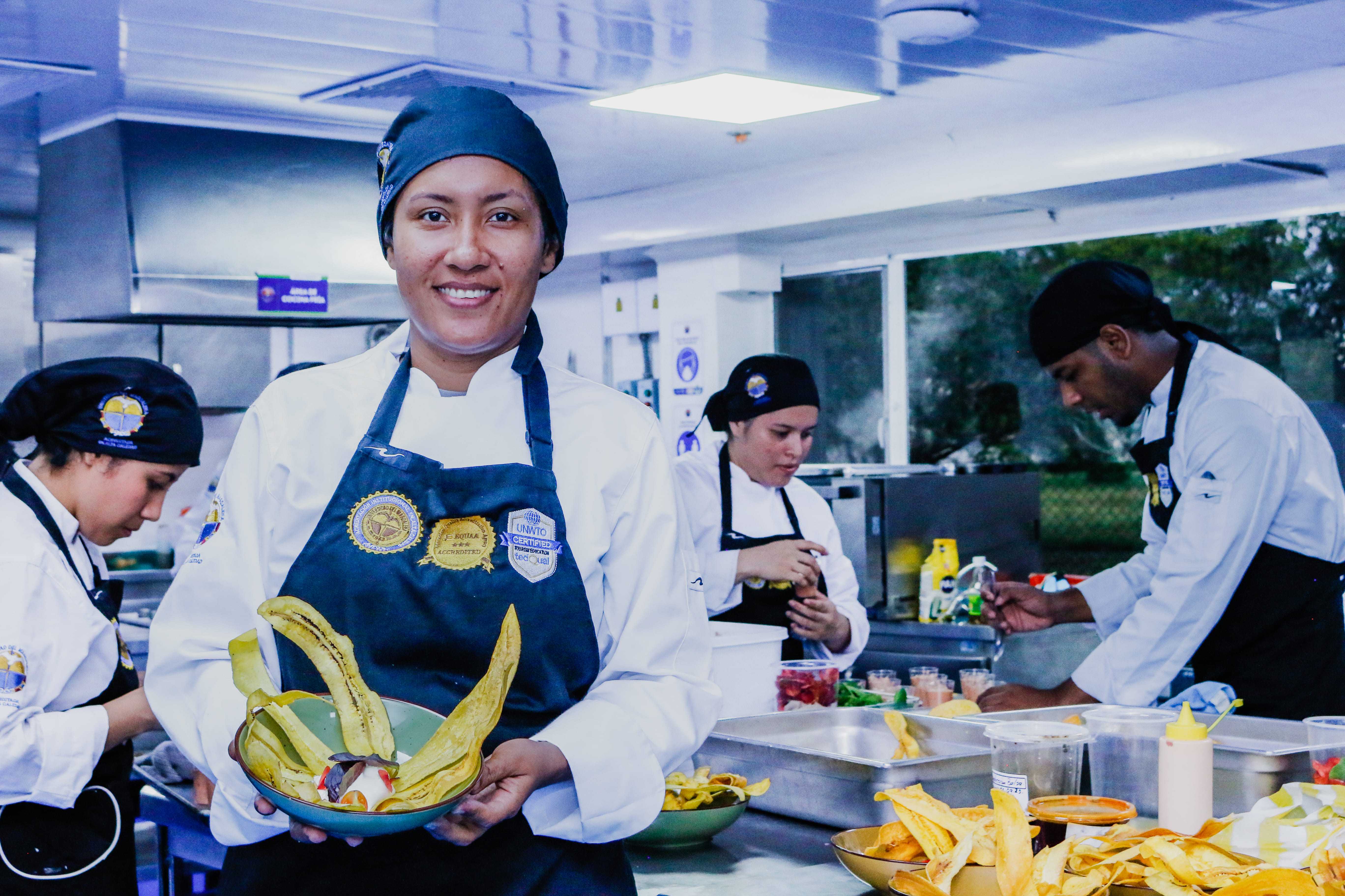 Programas de Hotelería y Turismo reciben acreditación en Alta Calidad ...